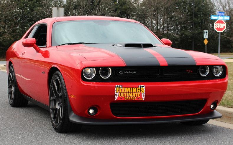 2016 Dodge Challenger R/T Plus Shaker